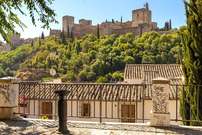 Granada Scavenger Hunt and Sights Self-Guided Tour - FAQ