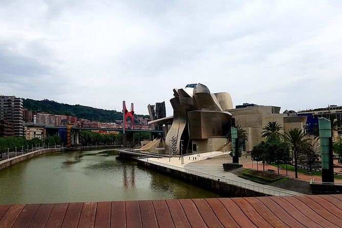 Guided tour of the Guggenheim Museum Bilbao in Spanish - Final Thoughts: Is This Tour for You?