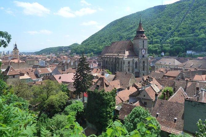 Guided visit in Spanish to the medieval center of Brasov (native Spanish guide). - FAQs