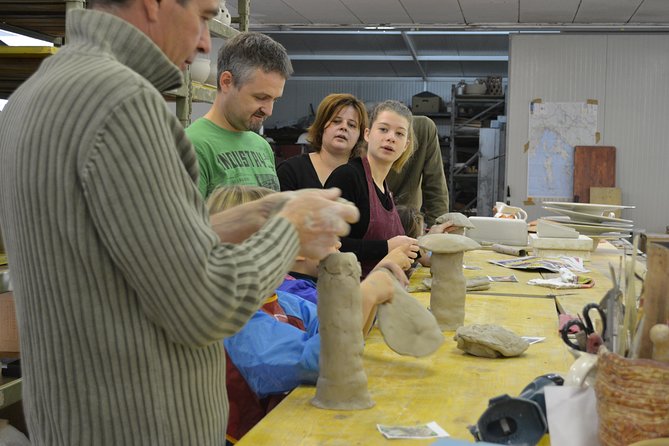 Hands on clay - be creative and make a pot - FAQ