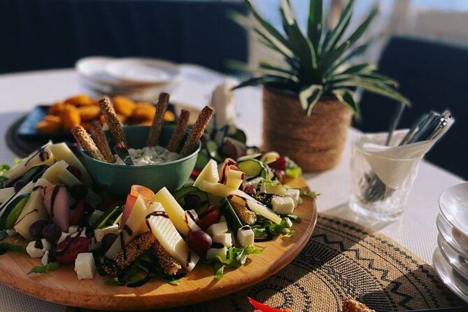 Heraklion: Private Catamaran Cruise to Dia with Meal & Drinks - Who Will Love This Experience?