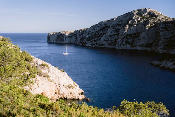 Hike to the Blue Cave Marseille with swimming and snack - Is It Worth the Price?