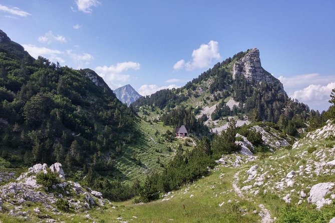 Hiking between Bosnia and Herzegovina - FAQ