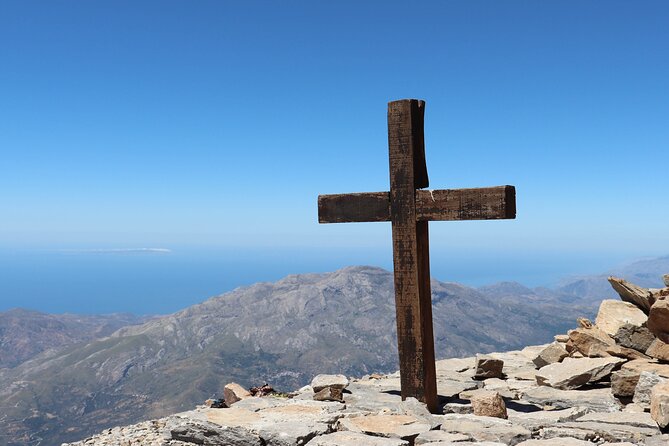 Hiking in Psiloritis Mountain (Ida Mt.) Crete - Practical Details for Future Hikers