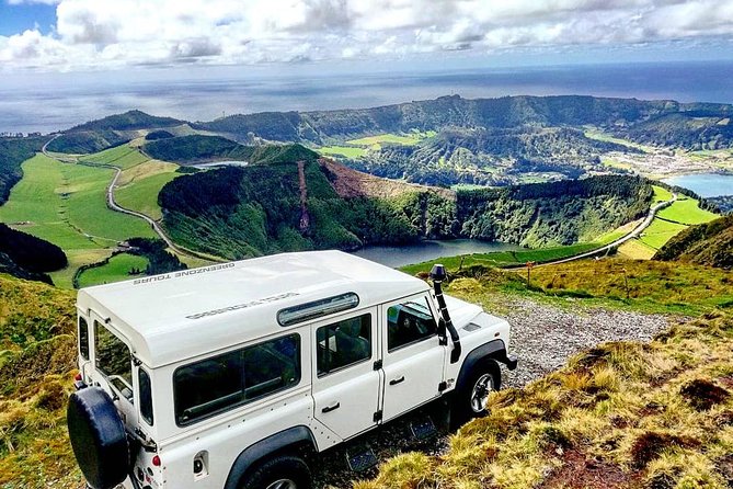 Jeep Tour Full Day Sete Cidades & Lagoa do Fogo with lunch and drinks included. - The Value Proposition