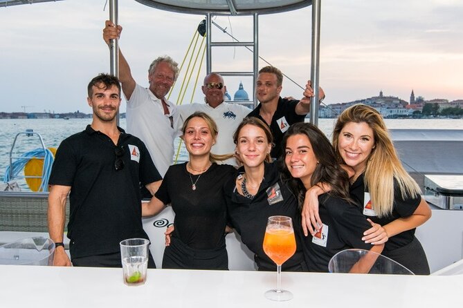 Lagoon Light Lunch Tour at 12:00 - Who Should Book This Tour?