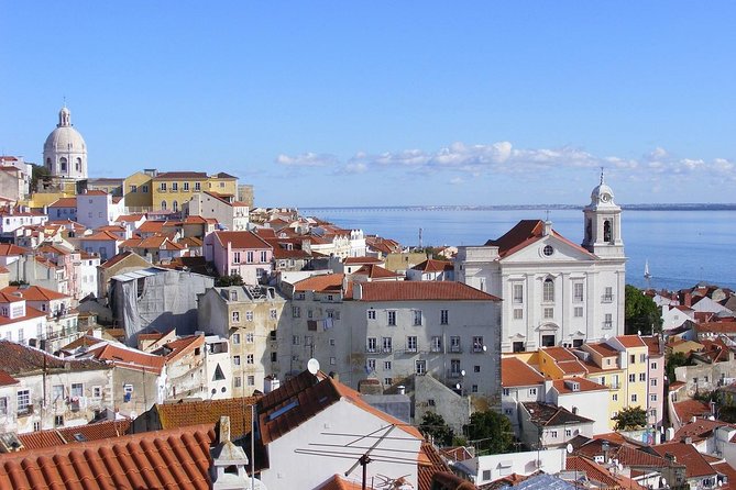 Lisbon Private Tour - The best introduction to the city - Mouraria: Lisbon’s Multicultural Heart