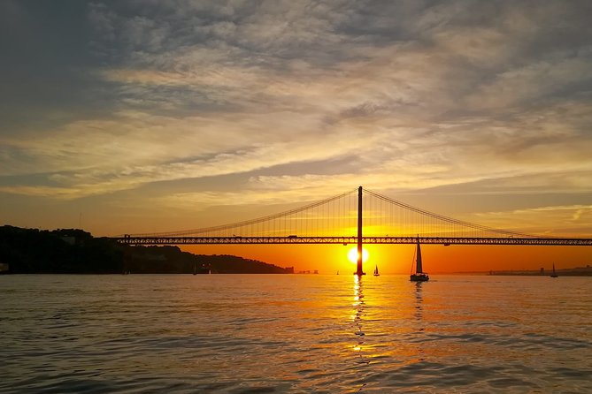 Lisbon Sunset Sailing Cruise with a Drink-2h Small Group Tour - The Overall Experience