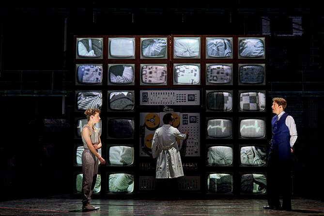 London Theatre: Stranger Things: The First Shadow - Practical Details