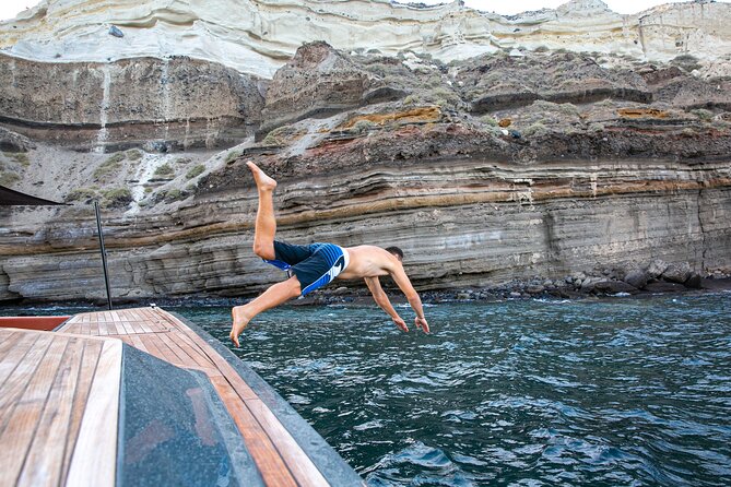 Luxury Private Power Catamaran Tour in Santorini - Practical Tips for Booking