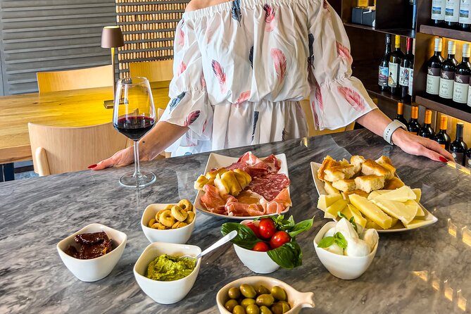 Manarola Wine Tasting Experience with Maria - What We Learned from the Reviews