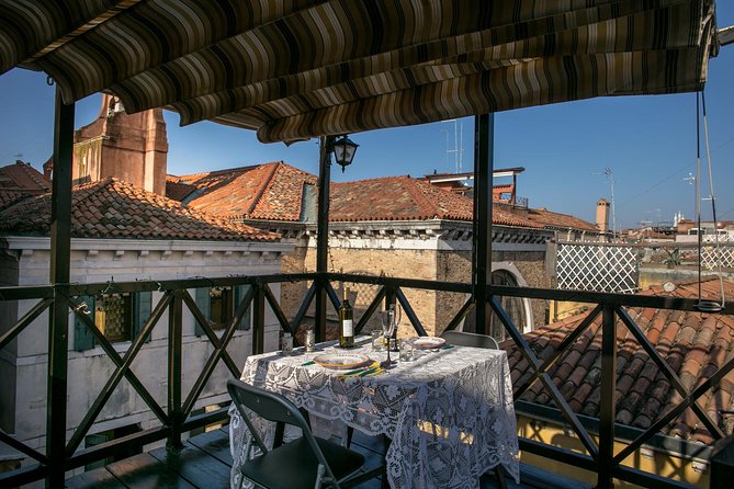 Market Tour & Dining at a Local's Home in Venice - The Sum Up
