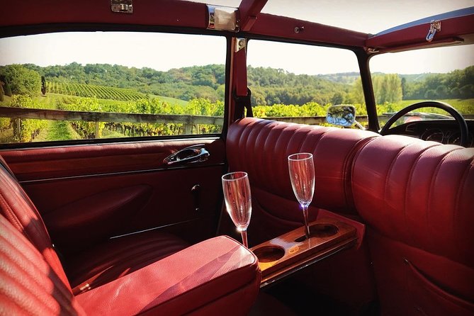 Médoc luxury wine trip from Bordeaux - Citroën DS Limousine Convertible - FAQ