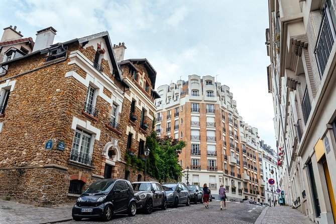 Montmartre Private Food Walking Tour With Locals: The 10 Tastings - Who Is This Tour Best For?