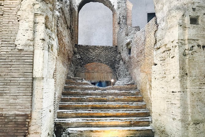 Navona Square and École Française Underground ticket - Who Will Get the Most Out of This Tour?