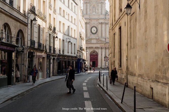 Paris Historic Private 3-hour Walking Tour with WWII Landmarks - Frequently Asked Questions