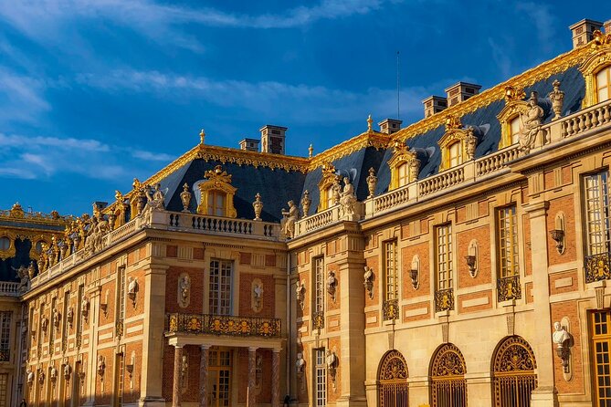 Paris Tour in Small Group by an Expert Driver & CDG Transfers - Who Should Consider This Tour?
