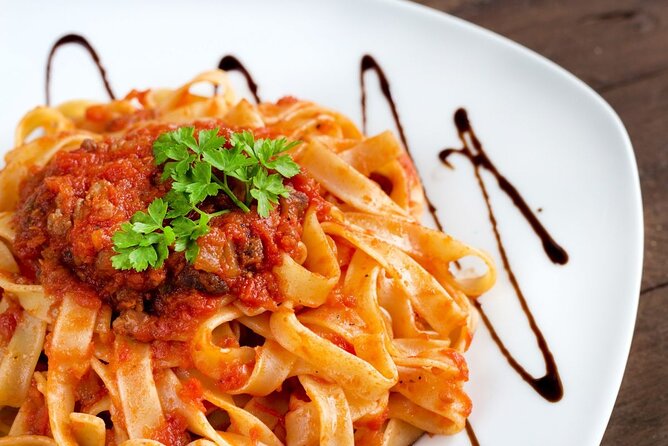 Pasta and Tiramisu Cooking Class in Rome, Piazza Navona - Pricing and Value
