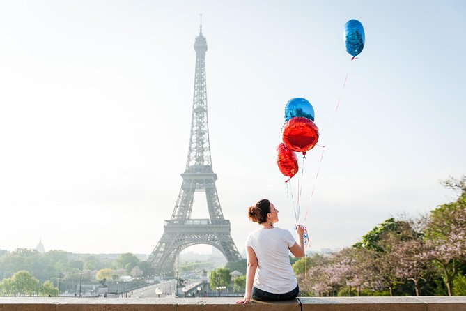 Photo shoot in the Eiffel Tower area - Who is This Tour Best For?