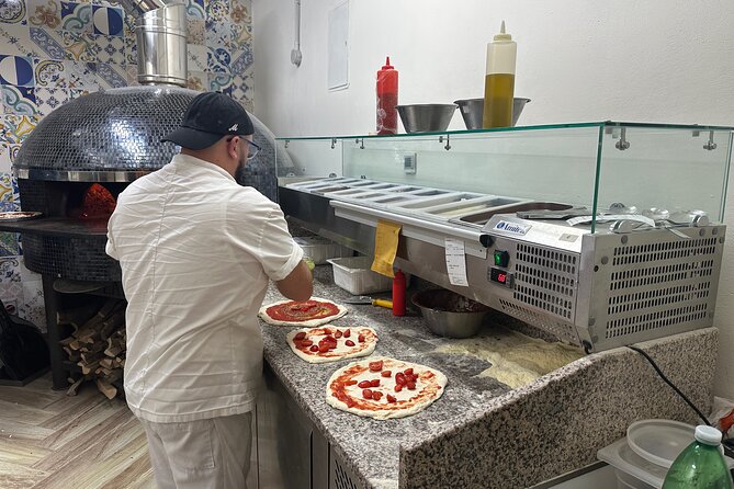 Pizza-Making Class with Local Top-Rated Chef with Drink in Naples - The Sum Up