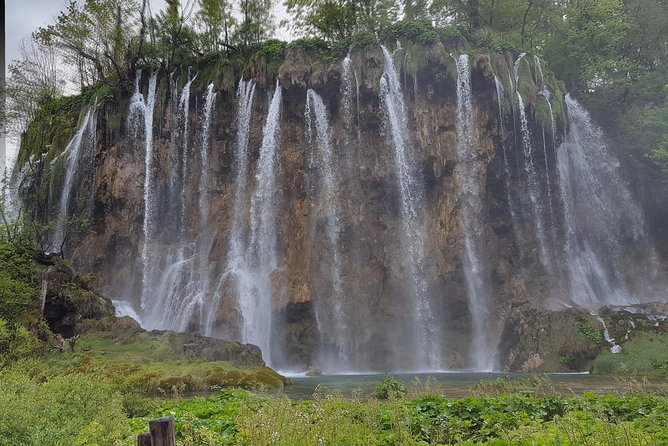 Plitvice Lakes Day Tour  Group Tour - Afternoon Exploration and Reflection