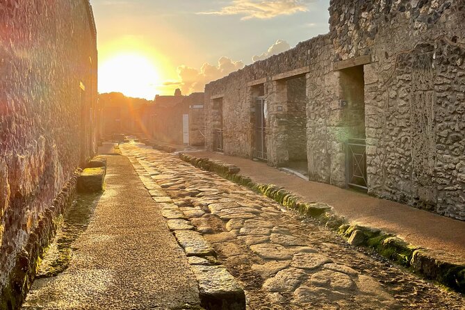 Pompeii at Sunset: the Golden Hour with your Local Archaeologist - Who Would Love This Tour?