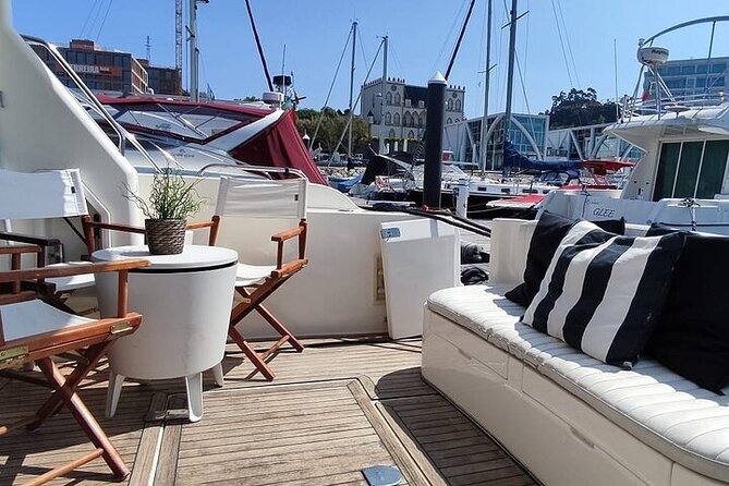 Porto: Luxury Yacht Tour on the Douro River - Sunset or Daytime - FAQ