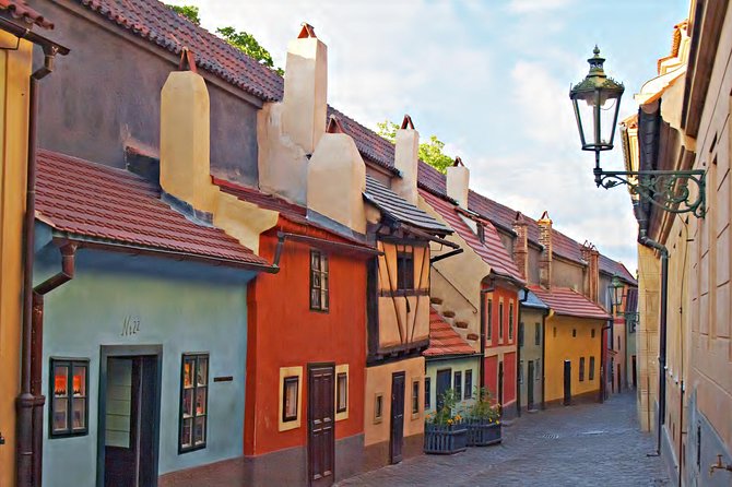 Prague Castle: Brief Introduction & Entrance Ticket - Authentic Feedback: What Travelers Say