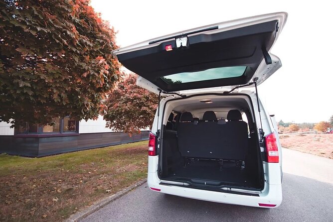 Private ARRIVAL Transfer by MINIVAN Mercedes Vito 8+1pax - Frequently Asked Questions