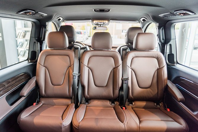 Private Arrival Transfer: from Geneva Airport to Yvoire, France - FAQ