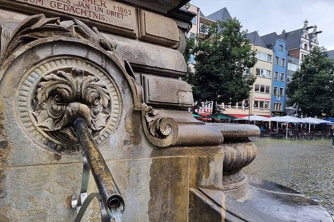 Private audio book city rally around Cologne Cathedral and the Old Town - Who Should Consider This Tour?