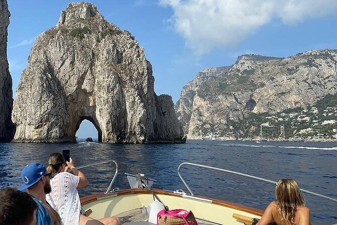 Private Boat Tour from Sorrento to Isle of Capri - What’s Included and What’s Not?