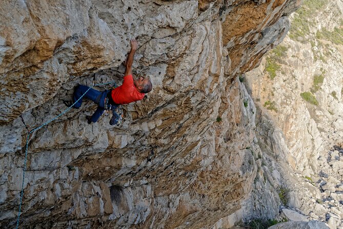 Private Climbing on the Cliffs of Arrábida Natural Park - The Allure of Guided Climbing in Arrábida