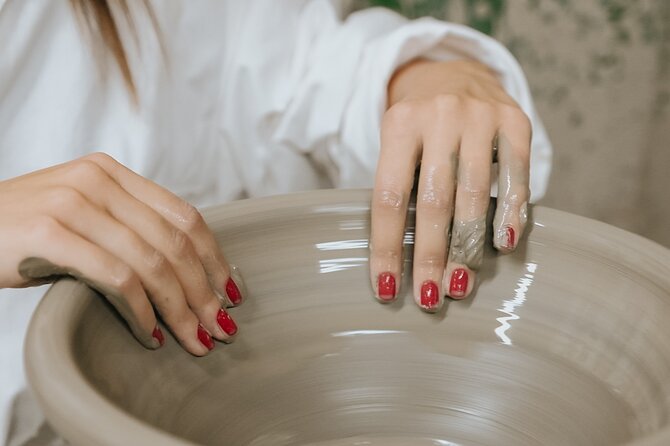 Private course of Apulian Ceramics in Masseria - FAQ