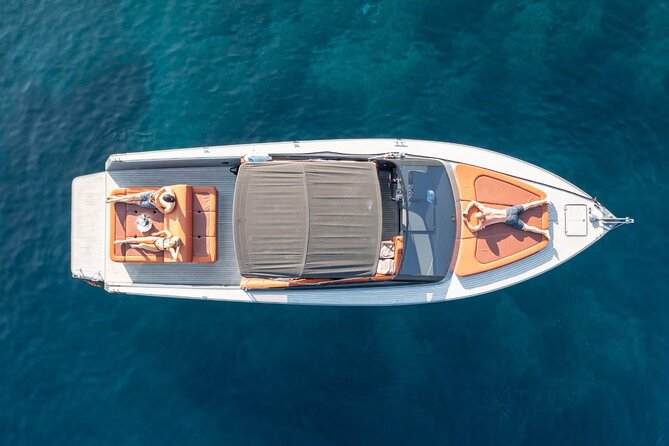 Private Cruising with Axiom Yacht from Hvar - In The Sum Up