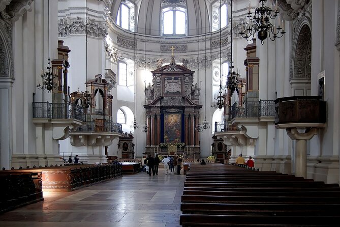 Private Day Tour to Salzburg Hallstatt and Melk from Vienna - FAQ