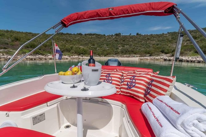 Private day trip to Hvar and Blue lagoon with Snorkeling - Final Thoughts: Who Is This Tour For?