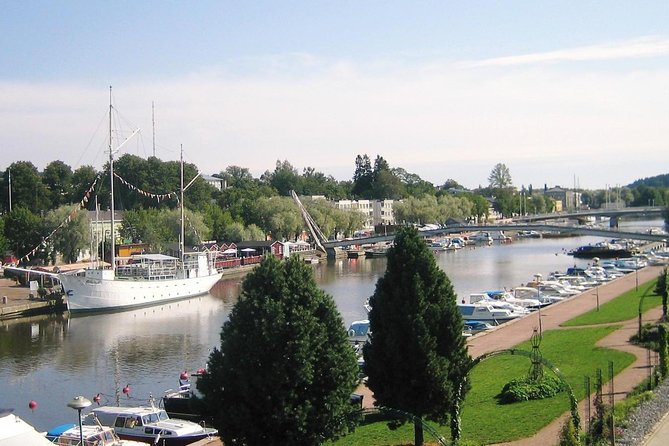 PRIVATE Helsinki and Medieval Porvoo VIP Tour - Who Will Enjoy This Tour Most?