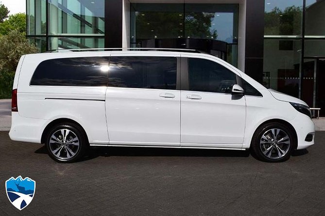 Private luxury transfer from Edinburgh Airport to Edinburgh - Who Should Book This?