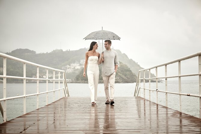 Private Photo Session with a Professional in San Sebastián - Who Would Love This?