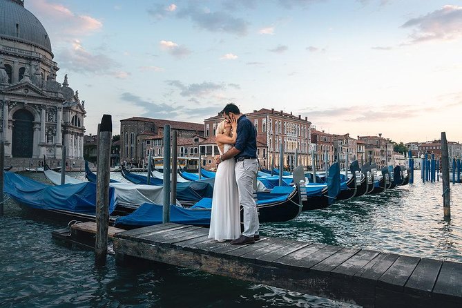 Private Photo Shoot & walking tour - Practical Details and Considerations