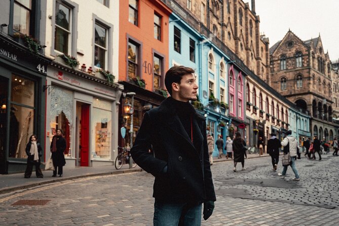 Private Photoshoot with Views of World Famous Edinburgh Castle - Practical Tips for Booking