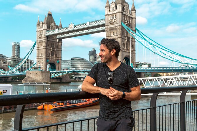 Private Professional Photoshoot Outside Tower Bridge in London - Practical Tips for Booking and Participating