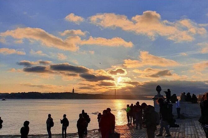 Private Sunset Sailing Tour in Lisbon with welcome drink - The Experience Onboard