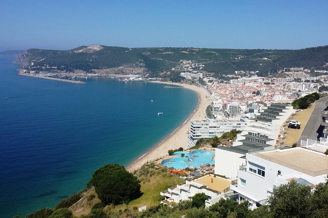 Private Tour for 1 to 8 people: Cristo Rei, Palmela, Setúbal, Arrábida, Sesimbra - FAQs