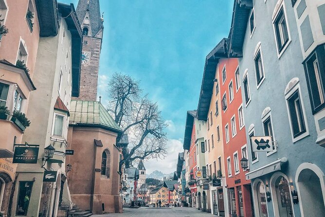 Private Tour in Swarovski from Salzburg to Innsbruck - The Alps and Hahnenkamm Race Spot