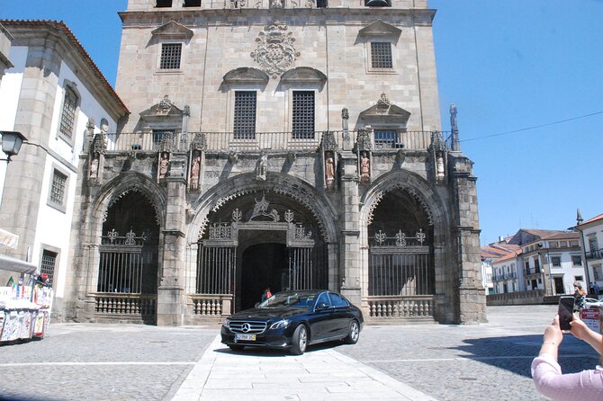 Private tour to Guimarães and Braga - FAQs