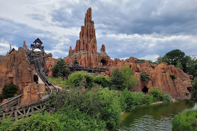 Private Transfer from DisneyLand Paris - Is This Transfer Right for You?