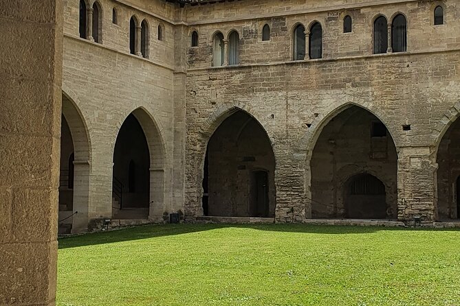 Private Transfer from Marseille Airport to Avignon - Who Will Love This Experience?