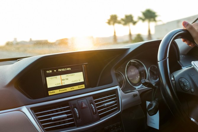 Private Transfer: Larnaca Airport to Protaras with return 1-14 pax - Who Should Consider This Transfer?